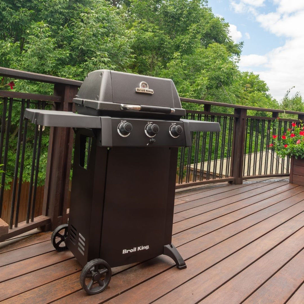 Broil King Gem 310 Shadow Gas BBQ | Compact 3 Burner Barbecue